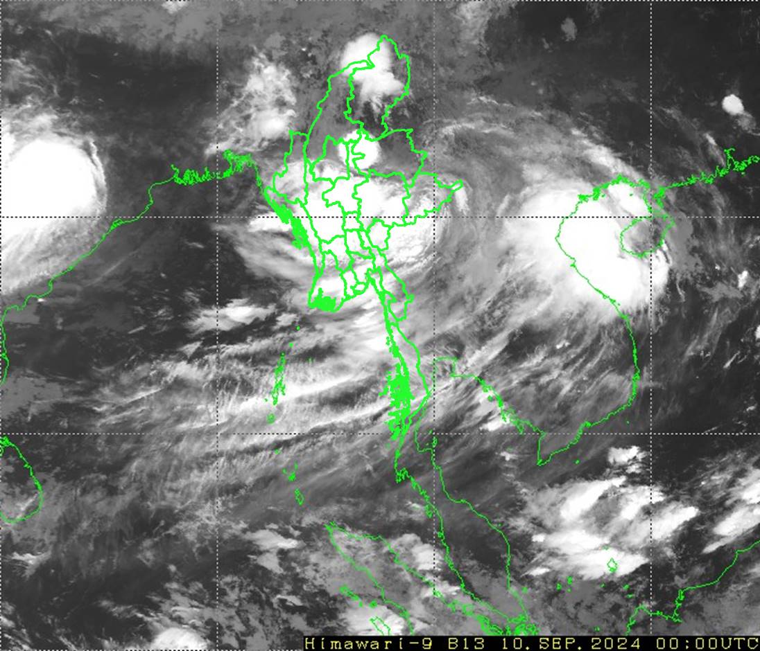 Tropical storm from China-Myanmar border moves across central Myanmar ...