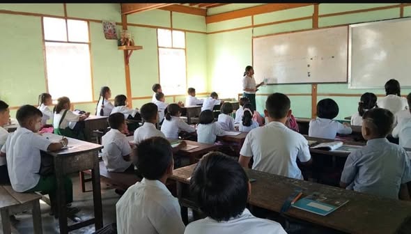 Three basic education schools in Hsipaw reopens with 1,230 students ...