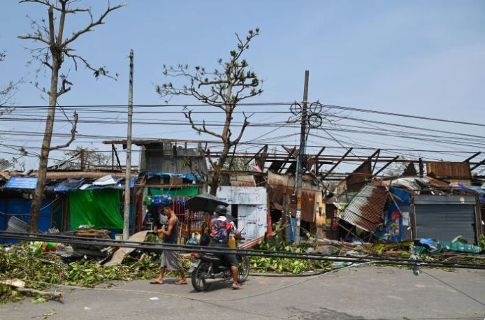 Cyclone Mocha: Photos show widespread damage in Myanmar after storm ...