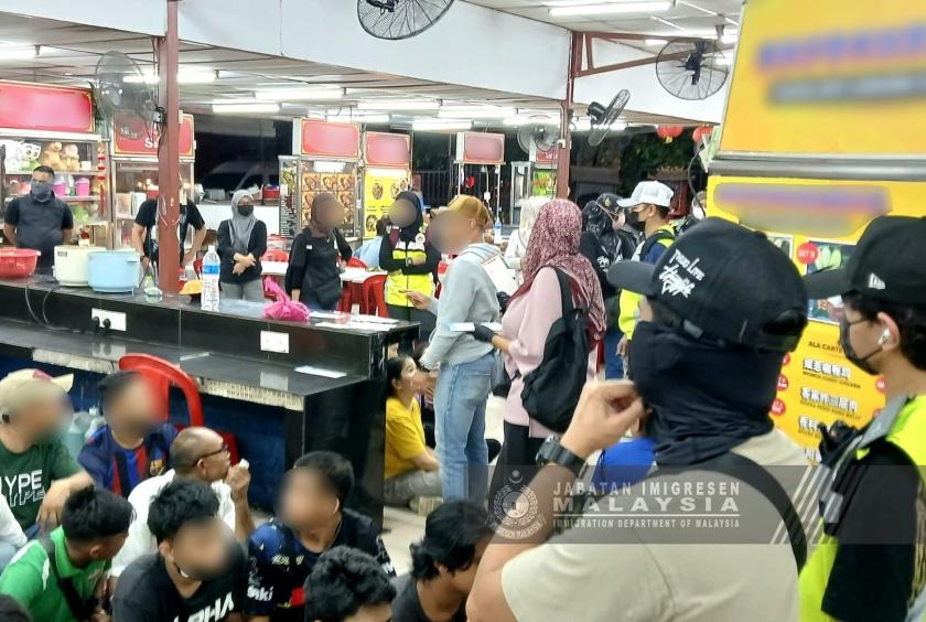 Malaysian immigration announces arrest of 41 Myanmar nationals in ...